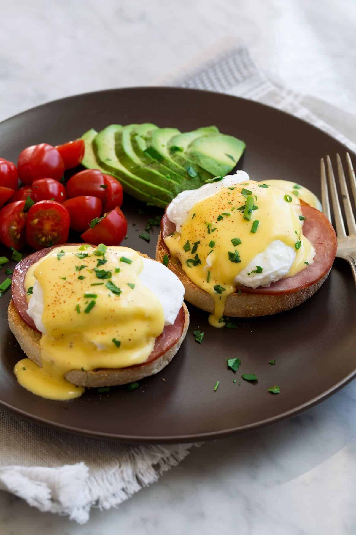 17 Eggs Benedict Recipes to Make for Brunch - An Unblurred Lady